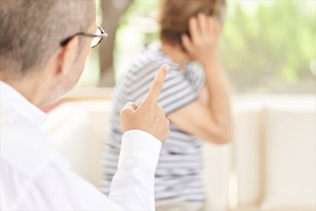 長年連れ添った妻の不貞が発覚！使い込まれたお金を取り返し離婚するには？相談事例に弁護士が解説！│姫路で離婚・不貞・慰謝料に強い弁護士に相談 弁護士法人ひいらぎ法律事務所